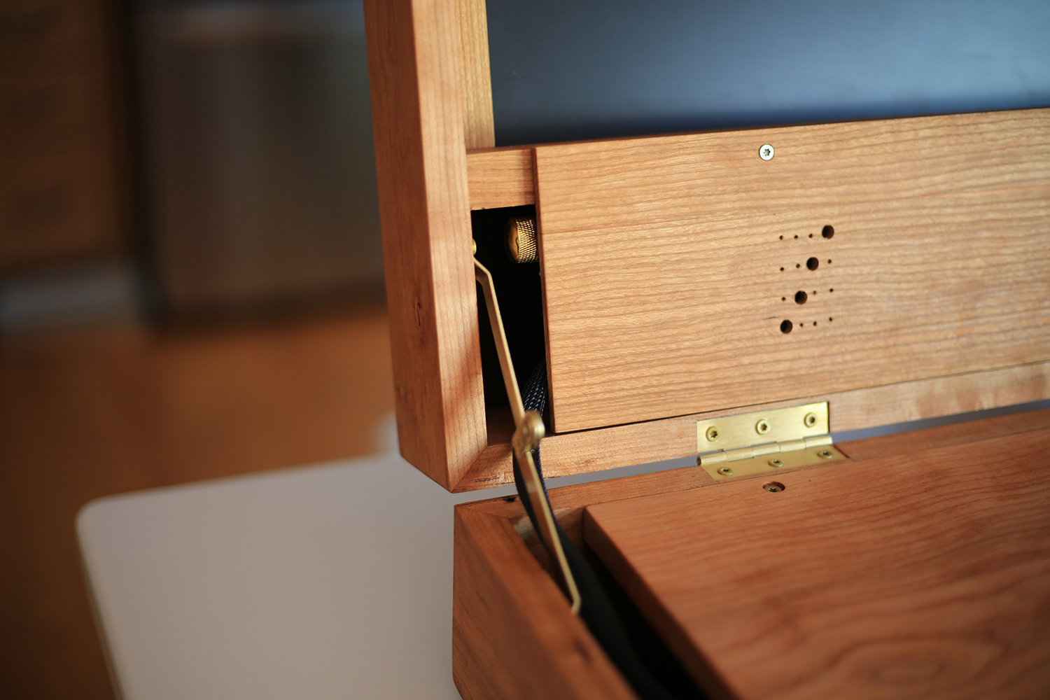 Build: Retro Gaming console in a wooden case | Sufi Nawaz