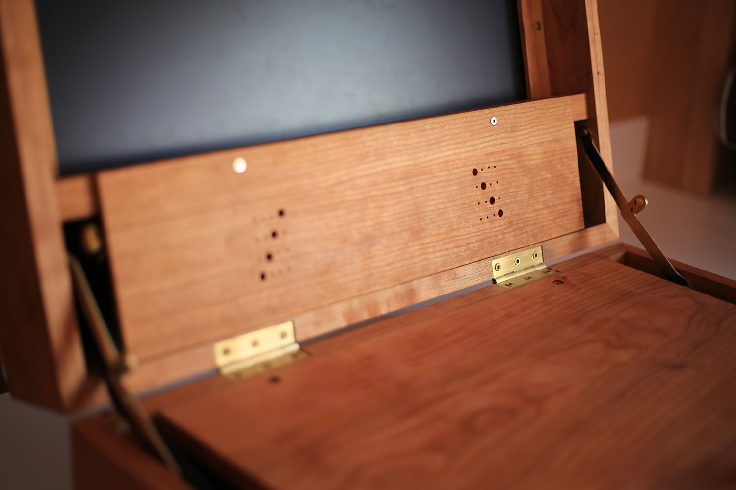 Build: Retro Gaming console in a wooden case | Sufi Nawaz